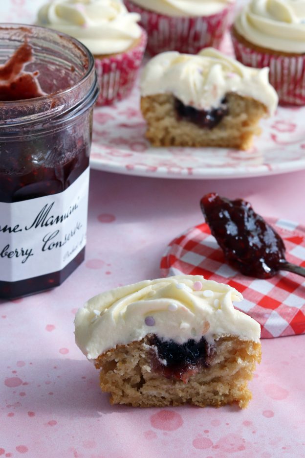 Vegan Vanilla & Raspberry Jam Cupcakes – Curly's Cooking