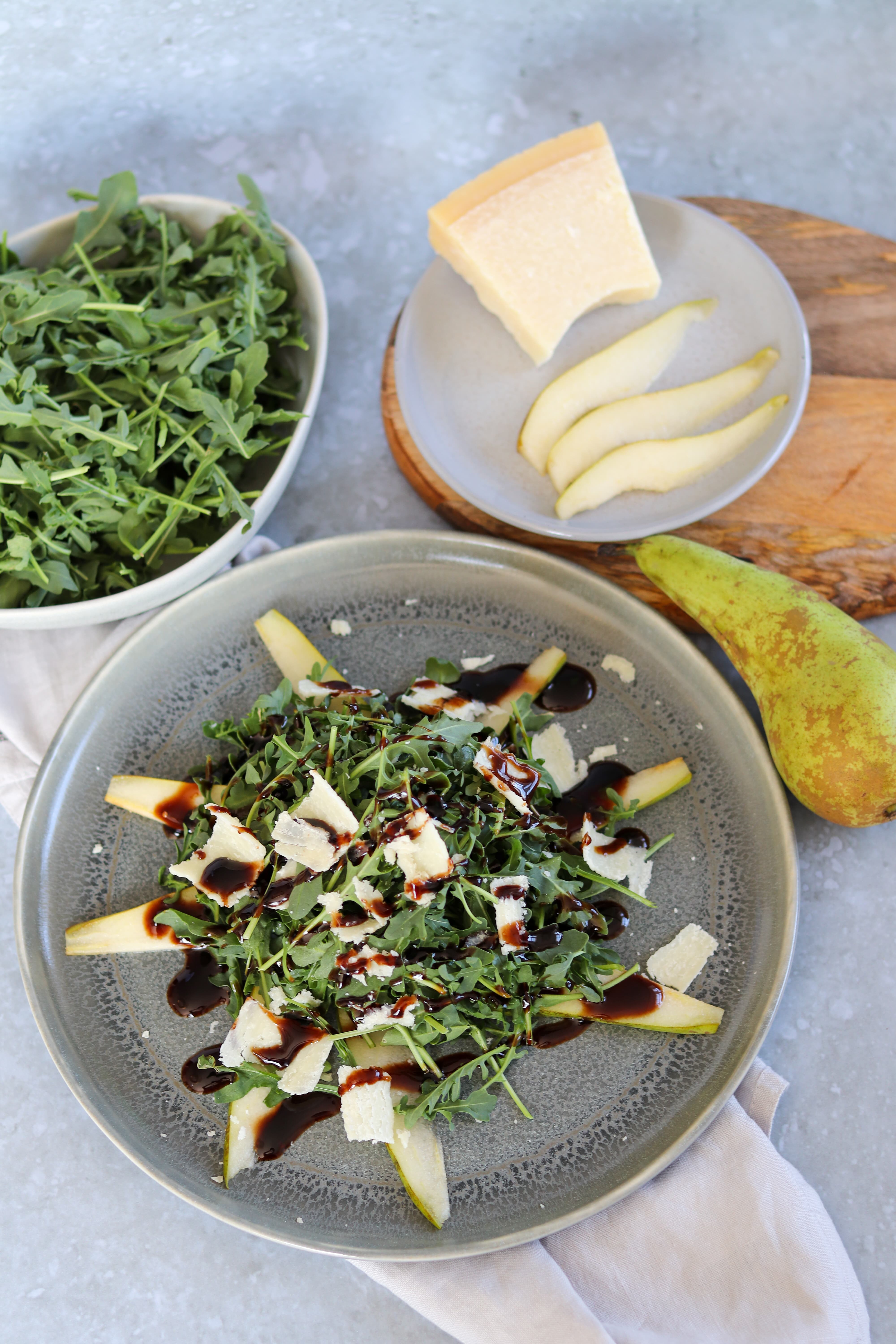 Pear & Rocket Salad – Curly's Cooking