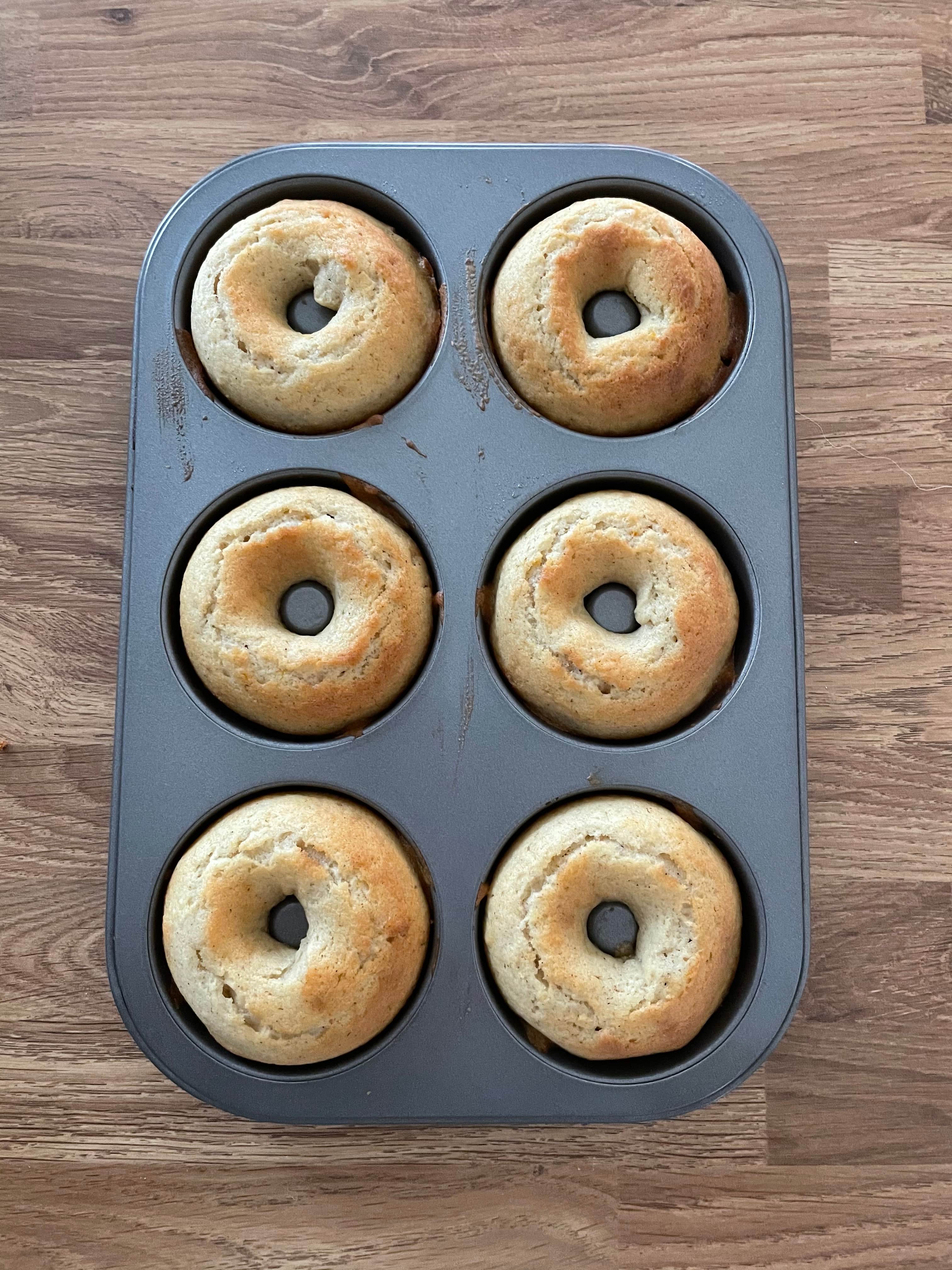 Hot Cross Bun Baked Doughnuts – Curly's Cooking