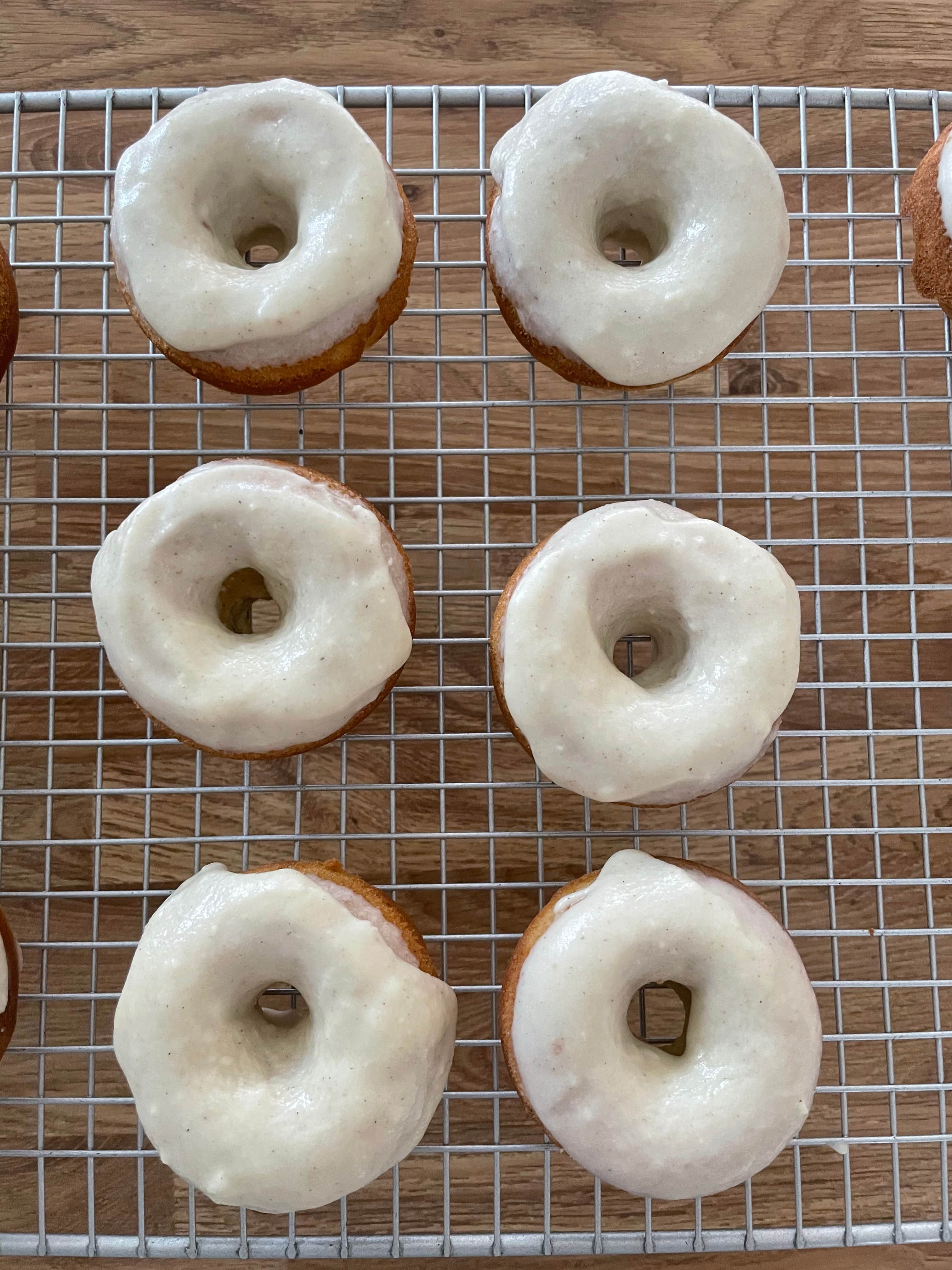 Hot Cross Bun Baked Doughnuts – Curly's Cooking