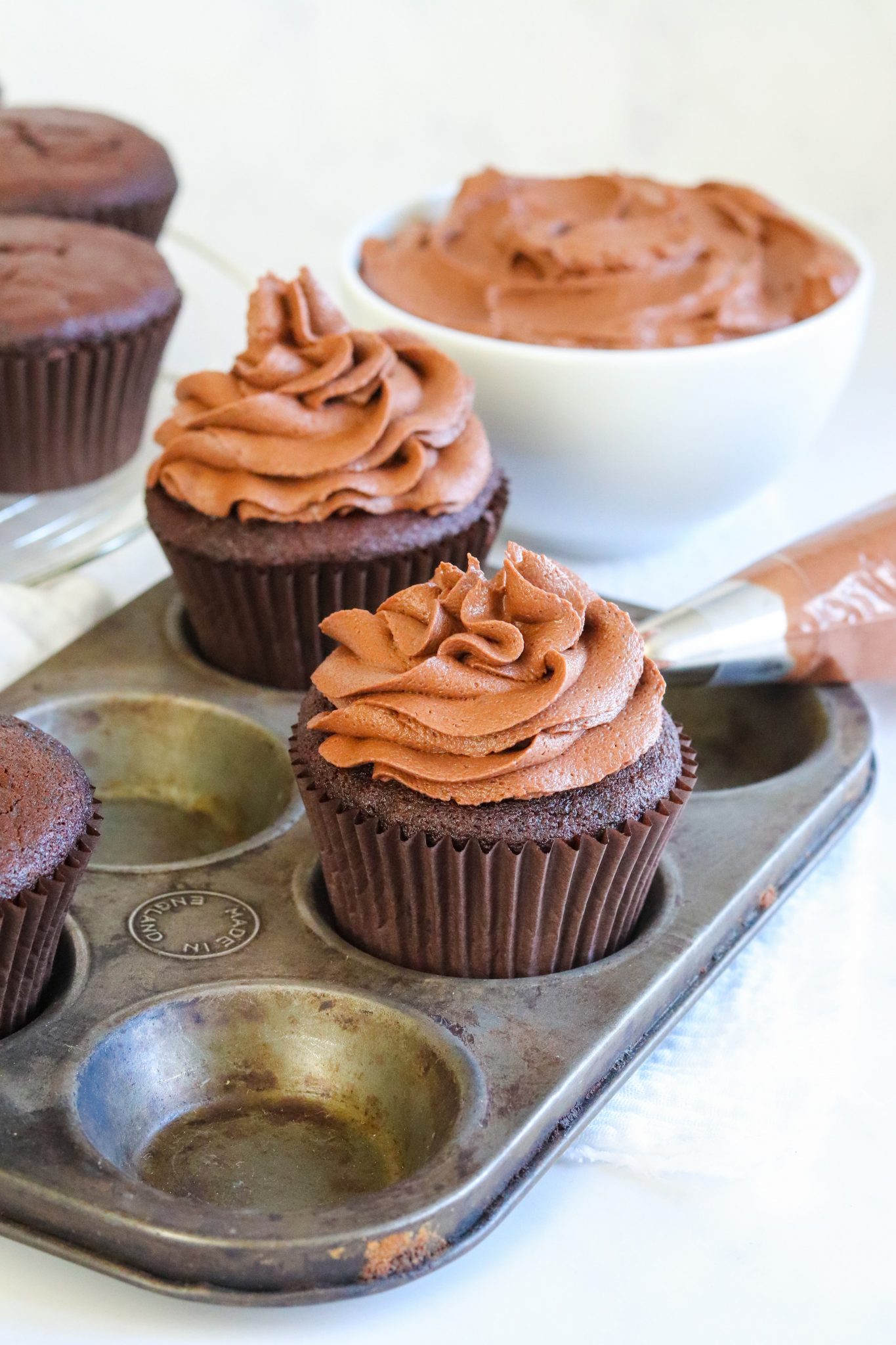 Nutella Buttercream – Curly's Cooking