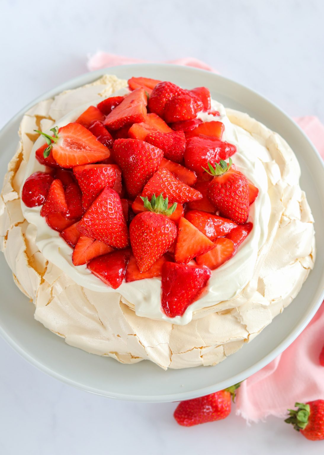 Classic Strawberry Pavlova – Curly's Cooking