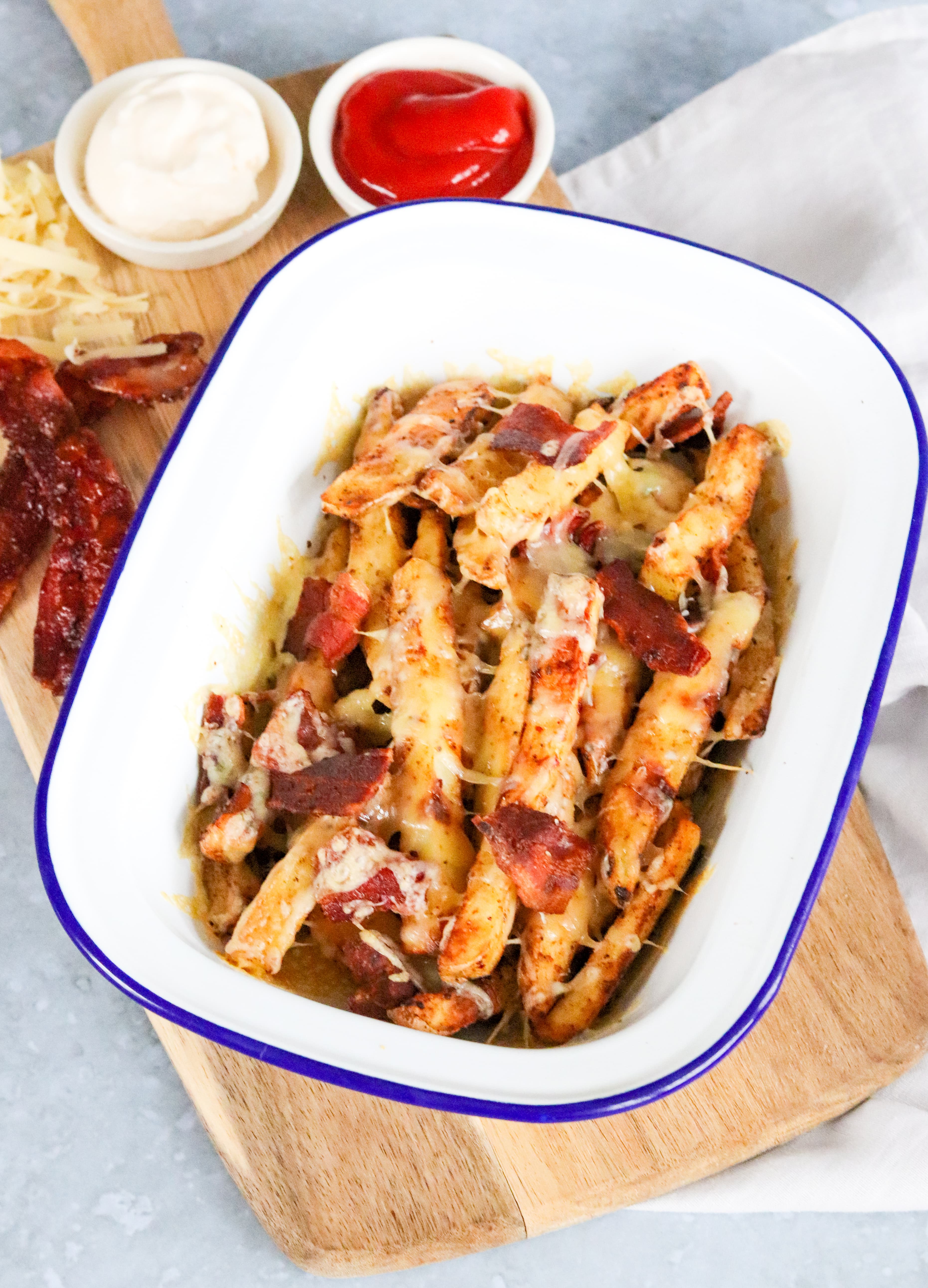 Cheese & Bacon Loaded Fries – Curly's Cooking