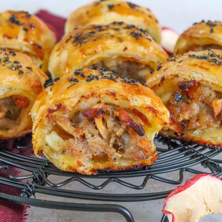 Pork & Apple Sausage Rolls – Curly's Cooking