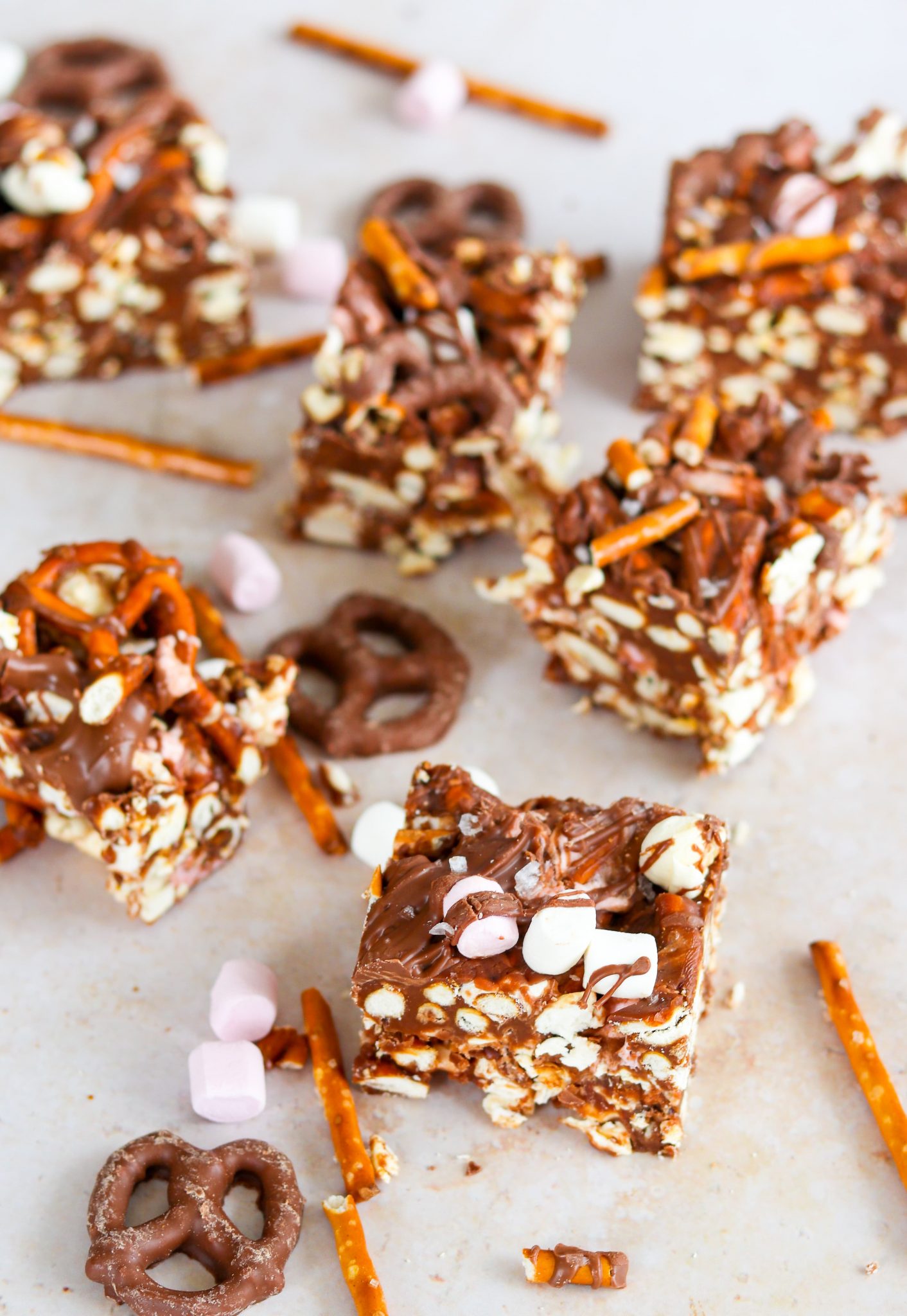Salted Popcorn & Pretzel Rocky Road – Curly's Cooking