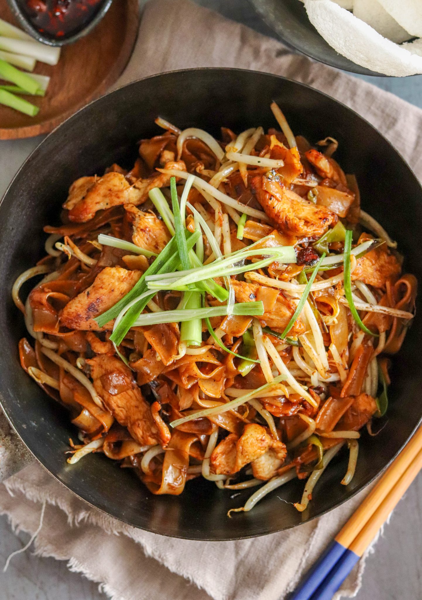 Chicken Chow Fun – Curly's Cooking