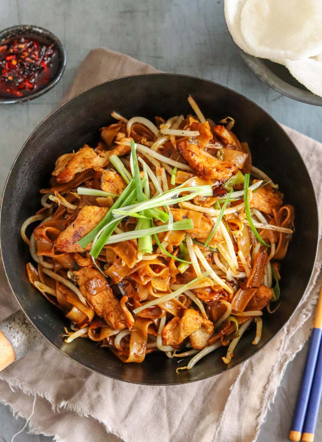 Chicken Chow Fun – Curly's Cooking