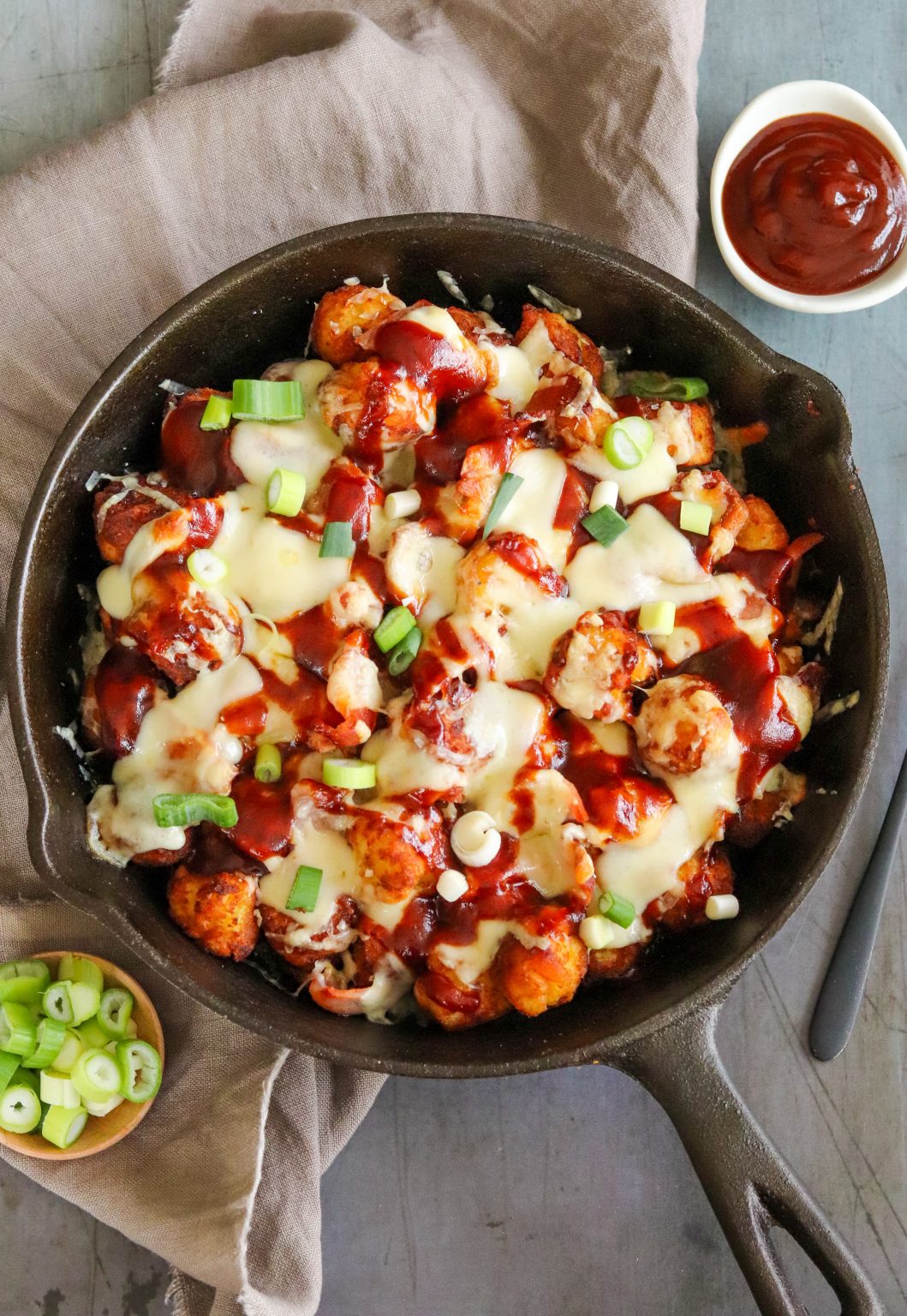 Loaded Tater Tots (UK Recipe) – Curly's Cooking