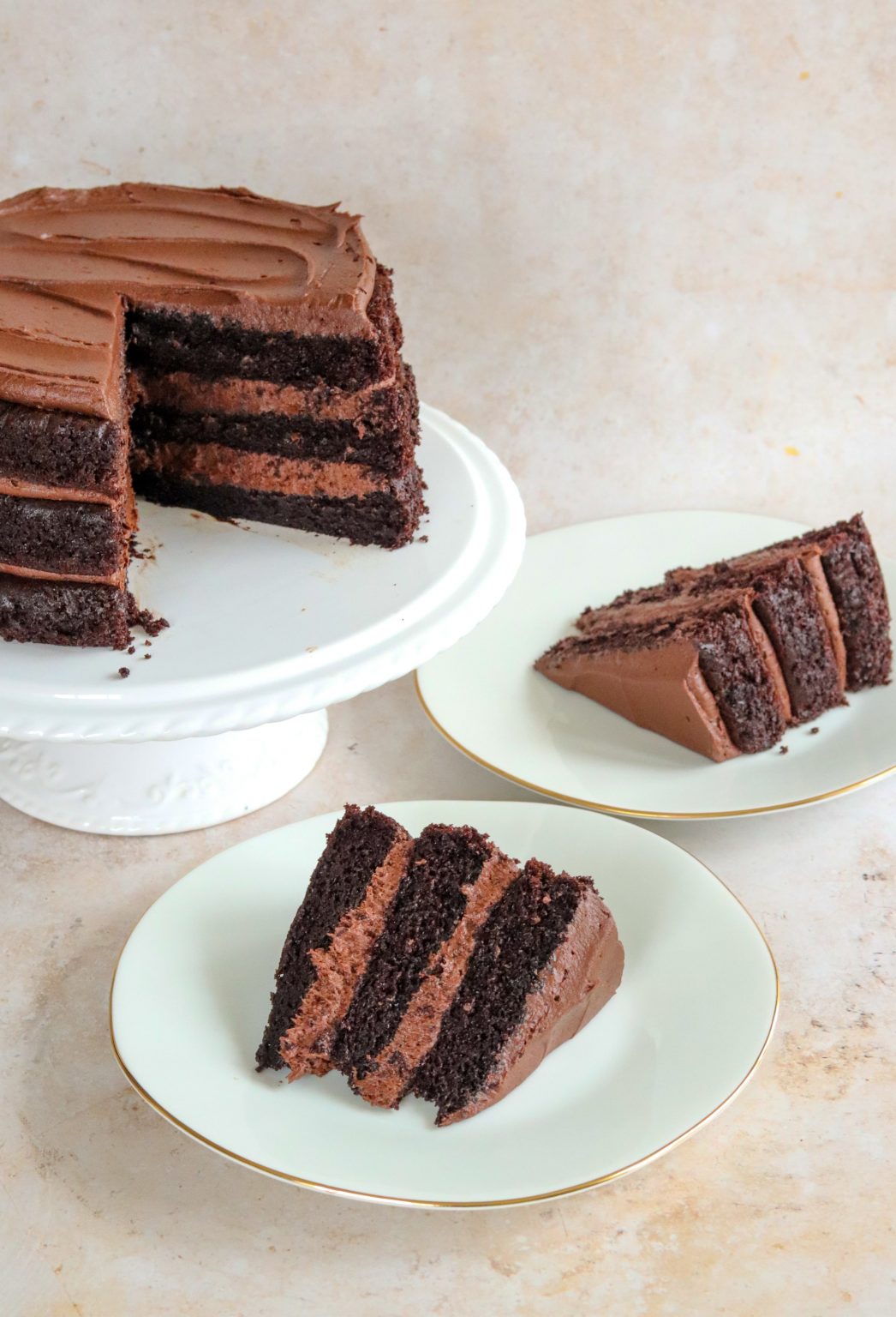 American Style Chocolate Fudge Cake – Curly's Cooking