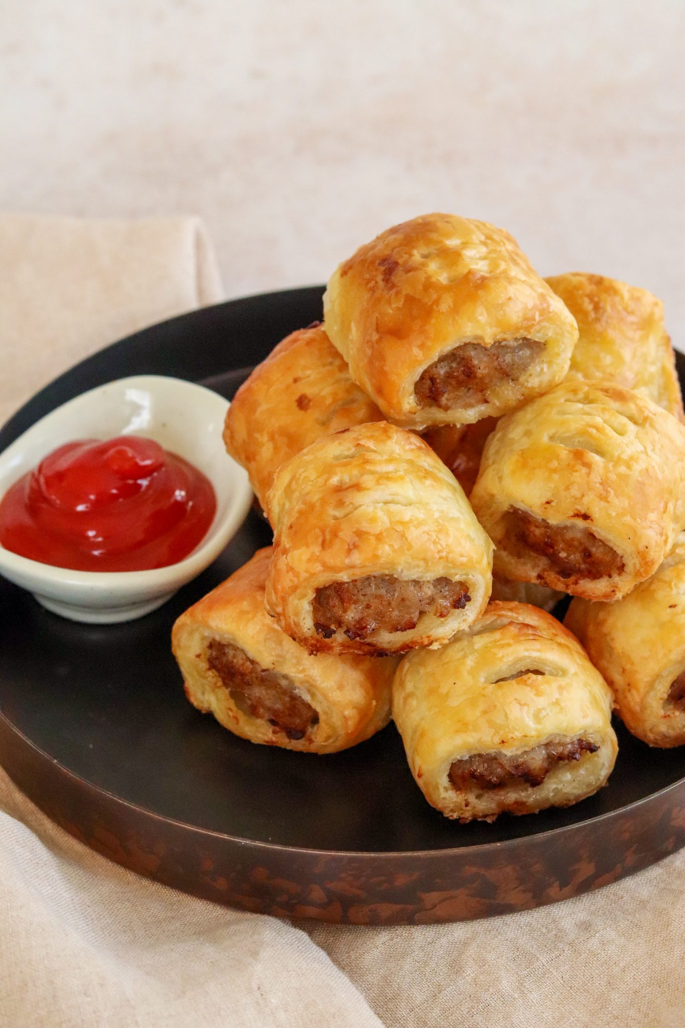 Air Fryer Sausage Rolls – Curly's Cooking