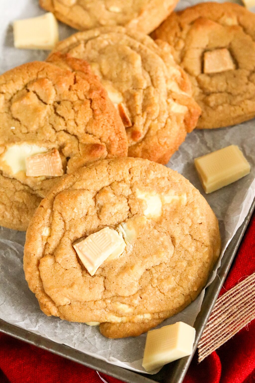 Gingerbread & White Chocolate Cookies – Curly's Cooking