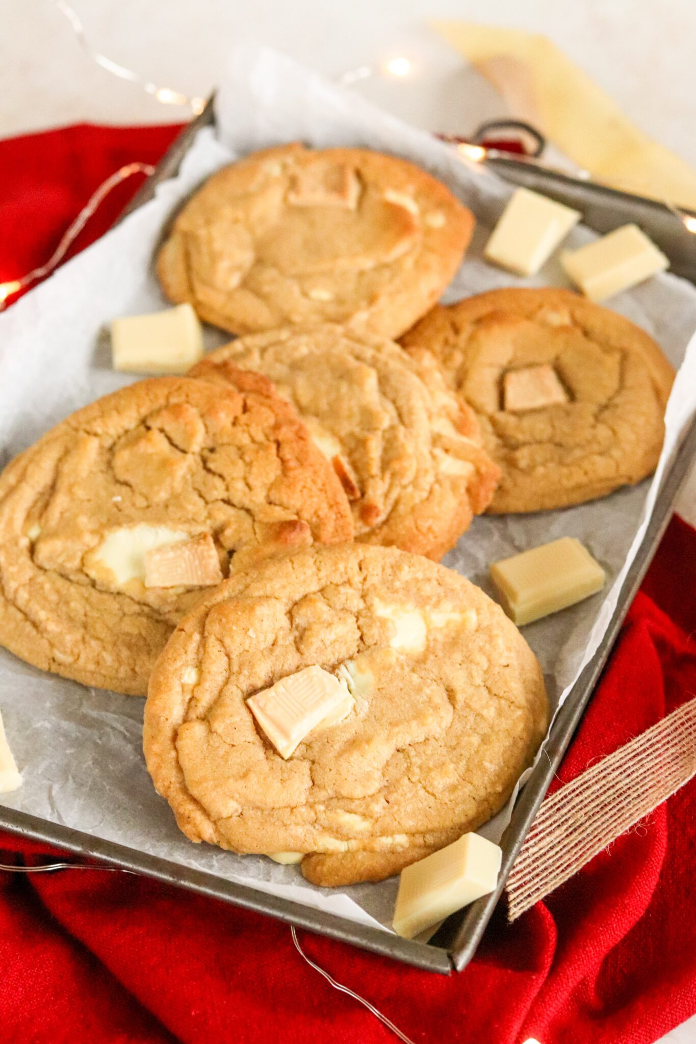 Gingerbread & White Chocolate Cookies – Curly's Cooking