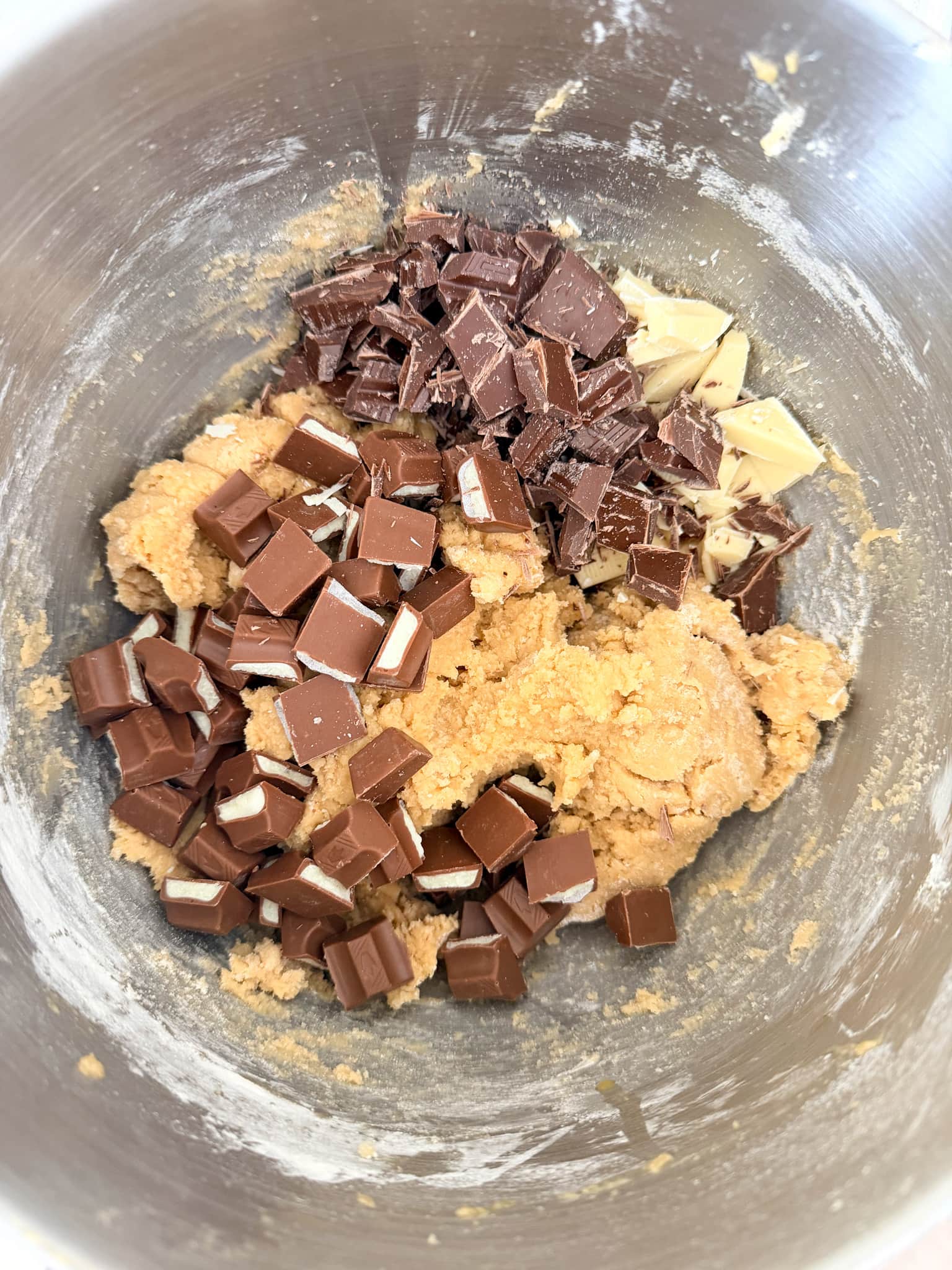 Soft Kinder Cookies – Curly's Cooking